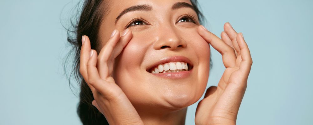 Conquer Winter Skin Woes: A Guide to Revitalizing Dry Winter Skin ...